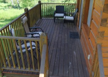 Mount Farnham Lookout Cabin - Windermere Creek Bed & Breakfast Cabins